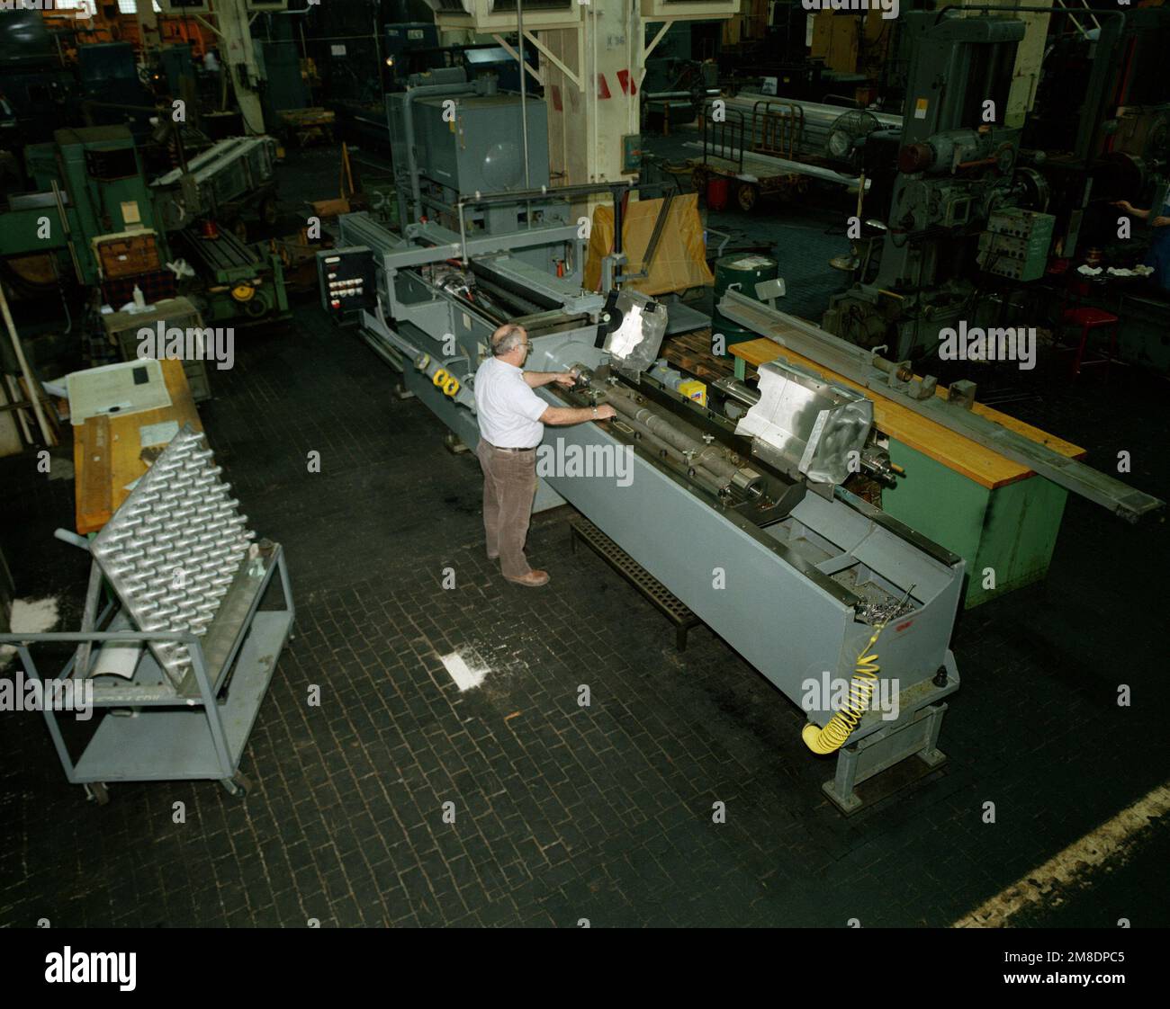 Buffer device hi-res stock photography and images - Alamy