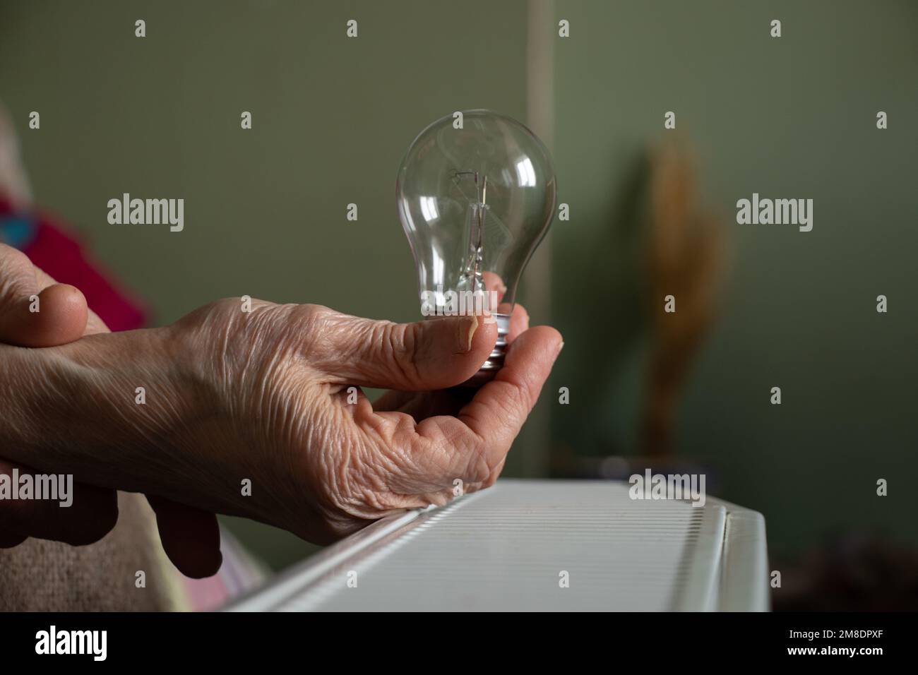 Old people no energy hi-res stock photography and images - Alamy