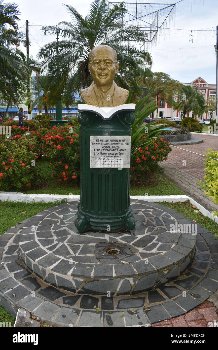 Saint lewis hi-res stock photography and images - Alamy