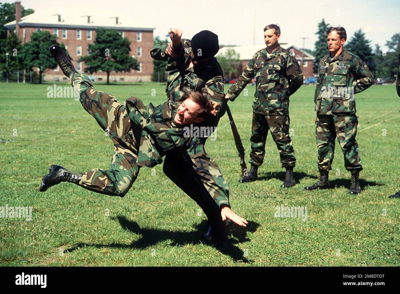 Members of the 10th Special Forces Group (Airborne) practice hand-to ...