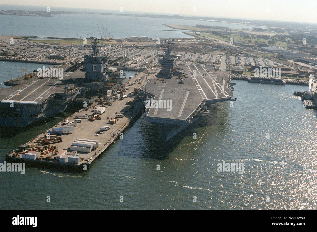 An aerial view of the nuclear-powered aircraft carrier USS ENTERPRISE ...