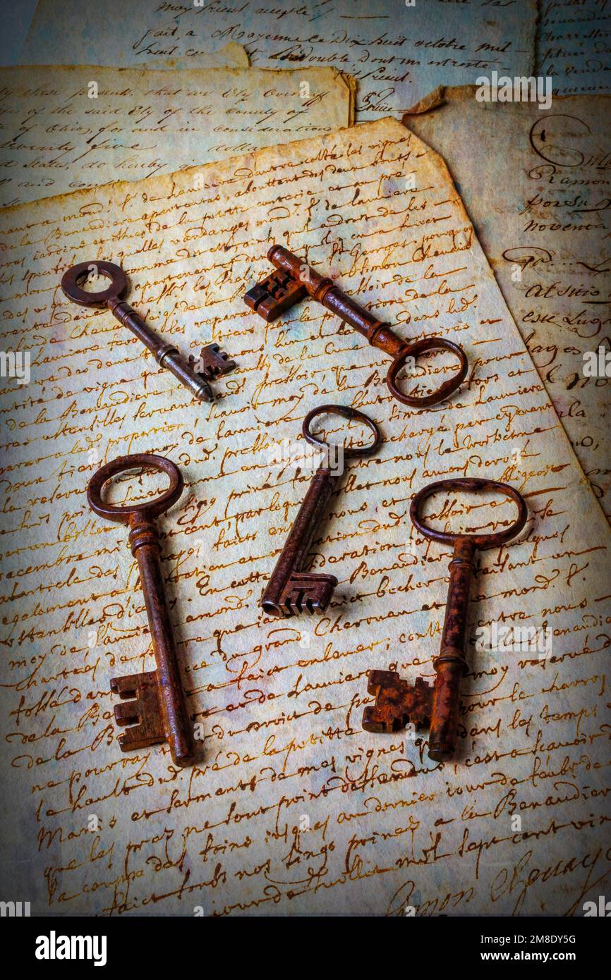 Five Keys On Old Letters Stock Photo - Alamy