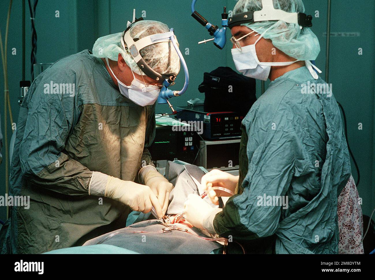 Ship surgery hi-res stock photography and images - Alamy