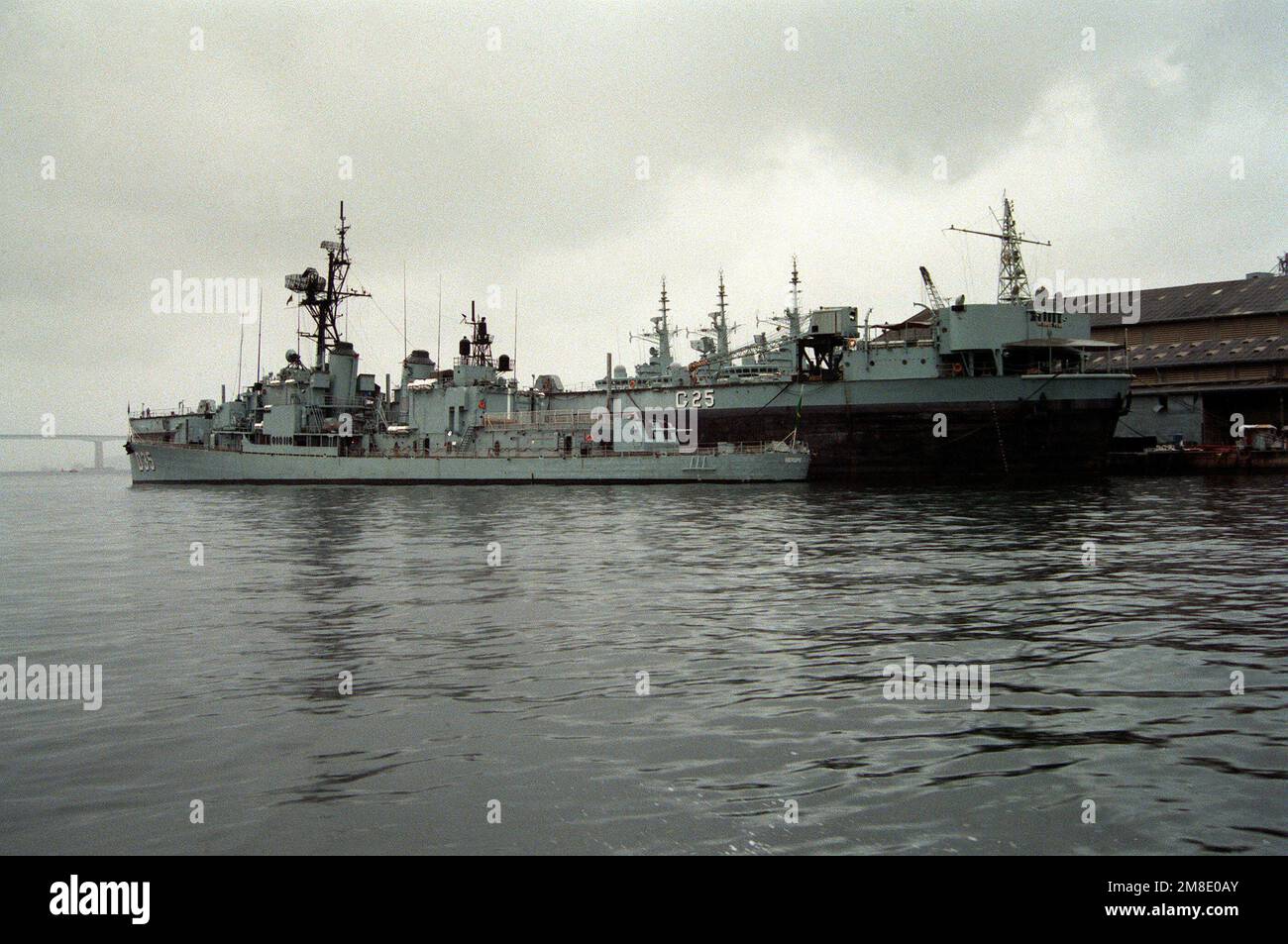 A port quarter view of the Brazilian destroyer SERGIPE (D-35) moored to ...