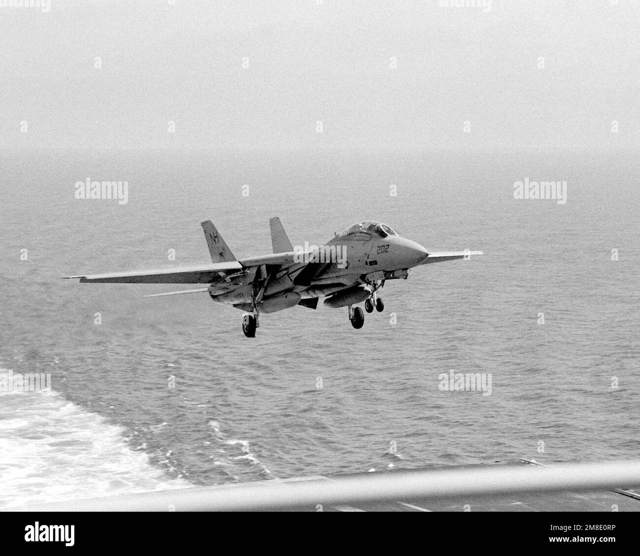 F 14a tomcat Black and White Stock Photos & Images - Alamy