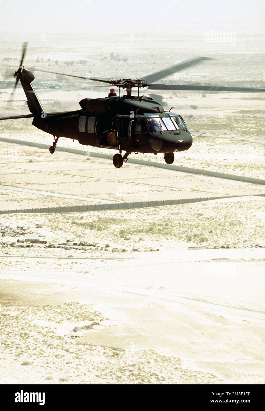 A right front view of a U.S. Army UH-60 Black Hawk (Blackhawk ...