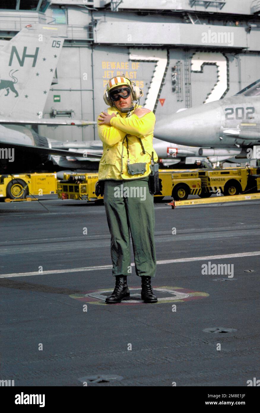 Aviation Boatswain's Mate H (Aircraft Handling) 2nd Class Michael ...