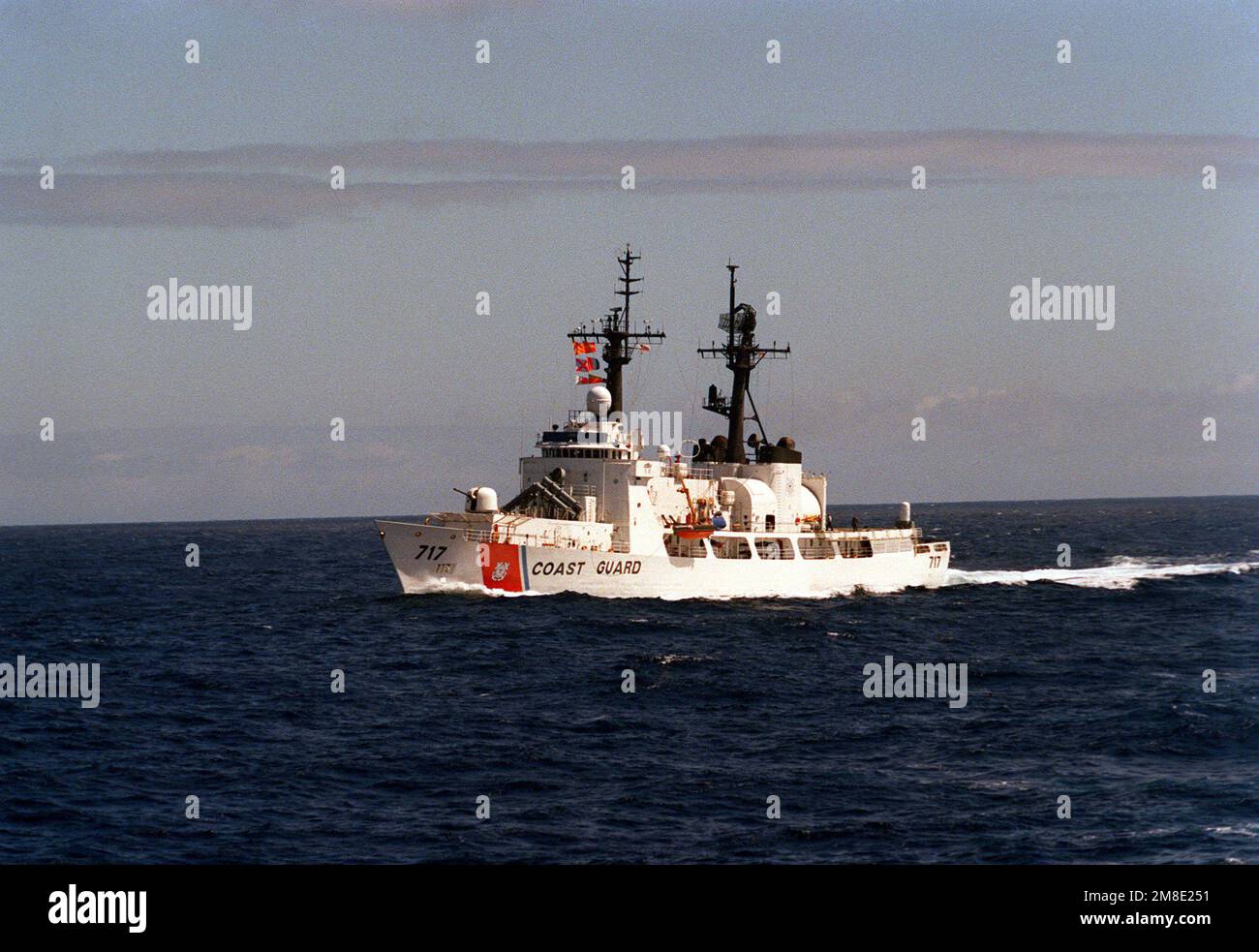 A port bow view of the high-endurance cutter USCGC MELLON (WHEC-717 ...