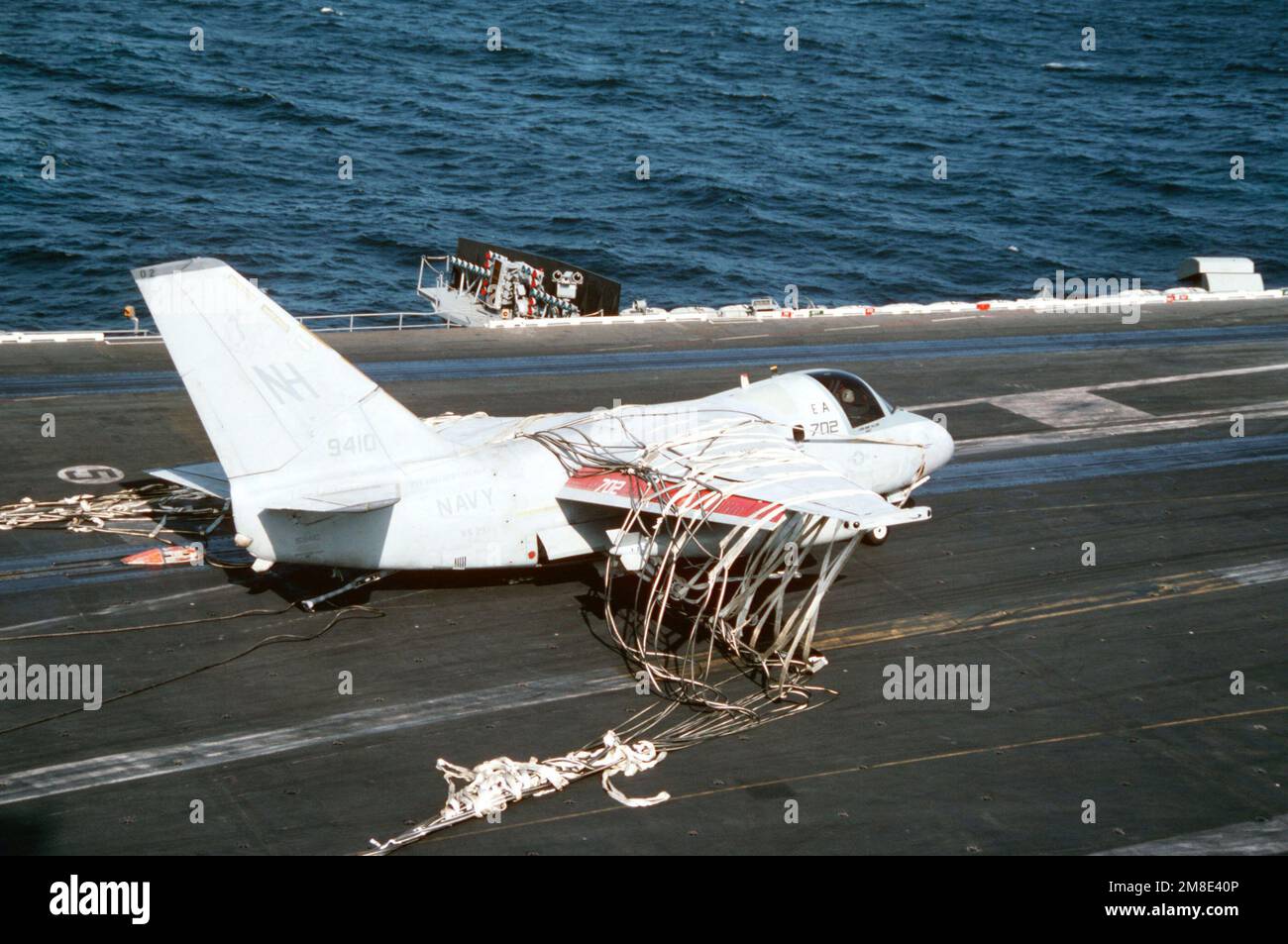 An Air Anti-submarine Squadron 29 (VS-29) S-3A Viking aircraft comes to ...