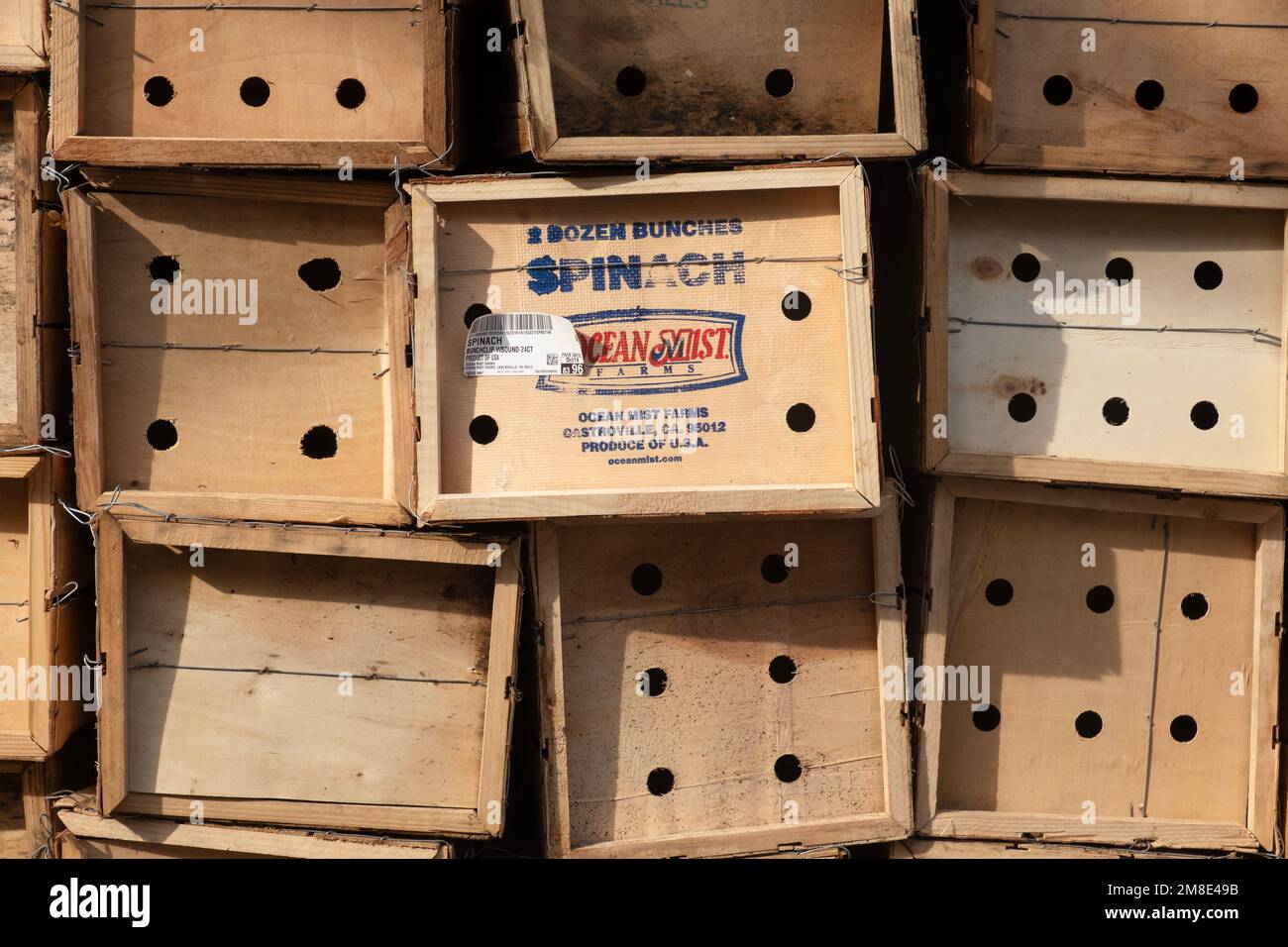 Wood crates hi-res stock photography and images - Alamy