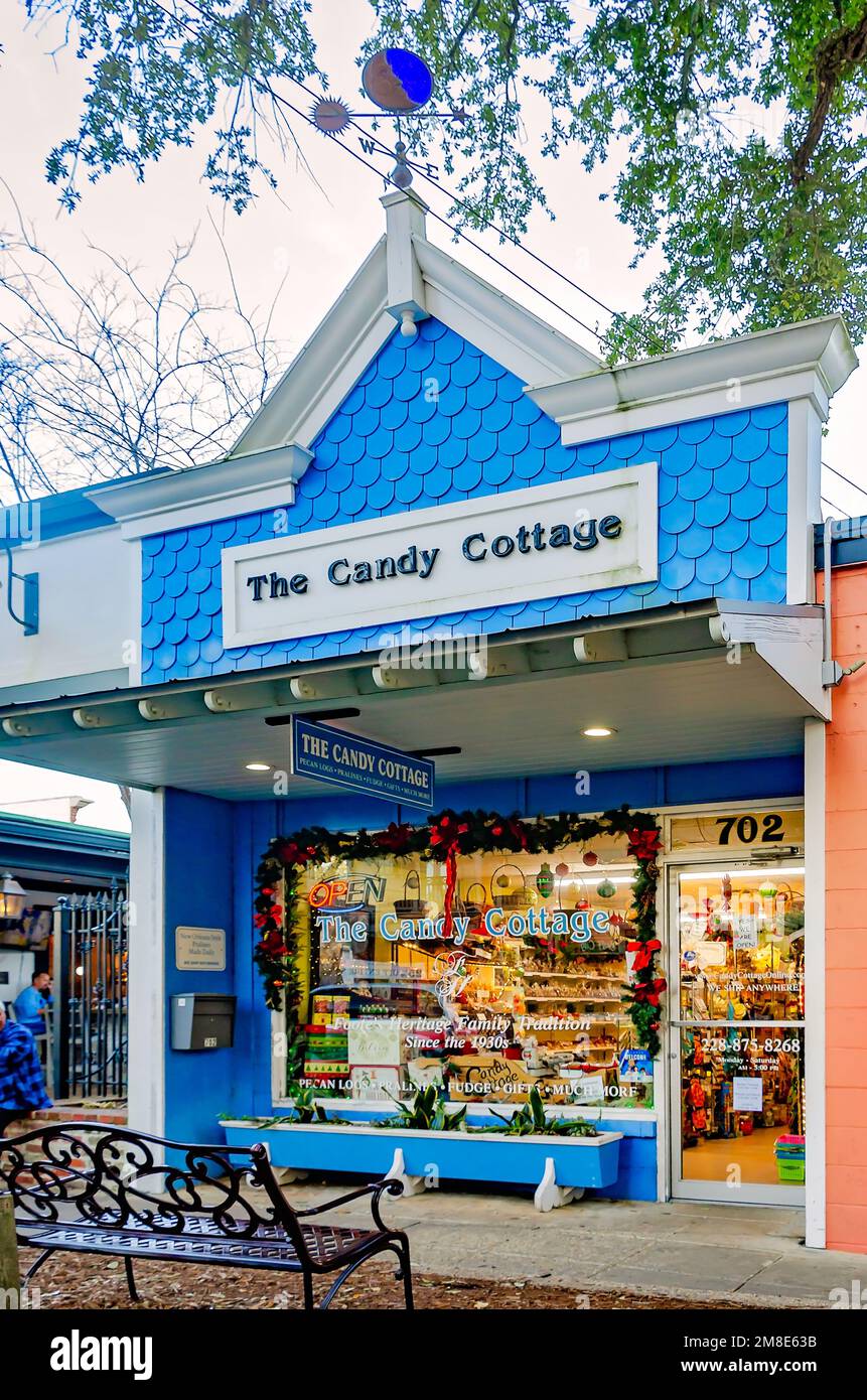 The Candy Cottage is pictured on Washington Avenue, Dec. 28, 2022, in ...