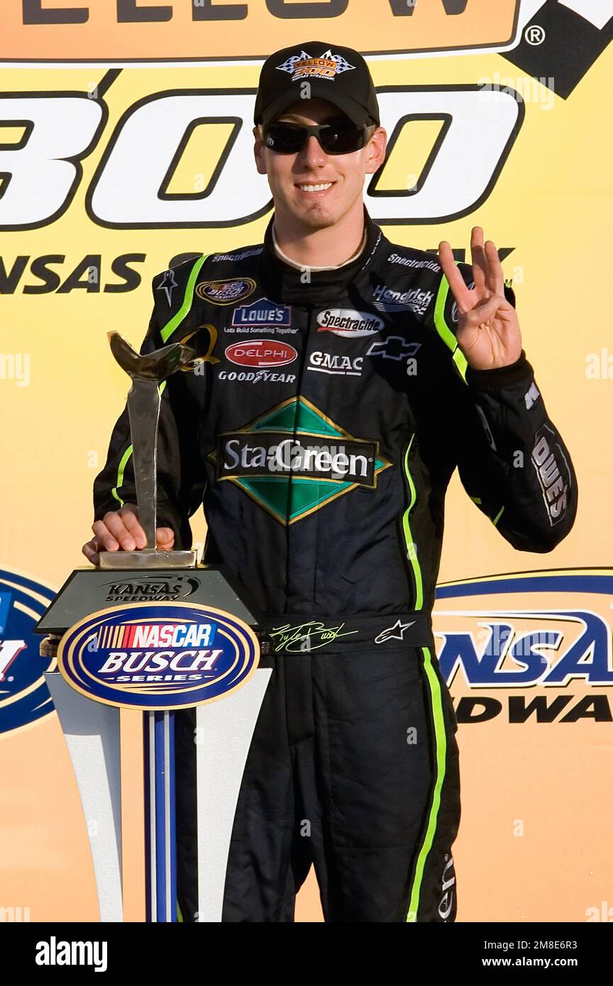 Kyle busch 2007 hi-res stock photography and images - Alamy
