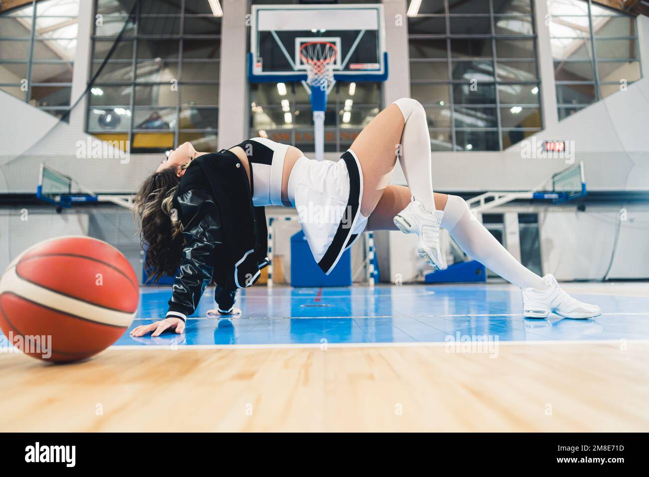 Cheerleader back hi-res stock photography and images - Alamy