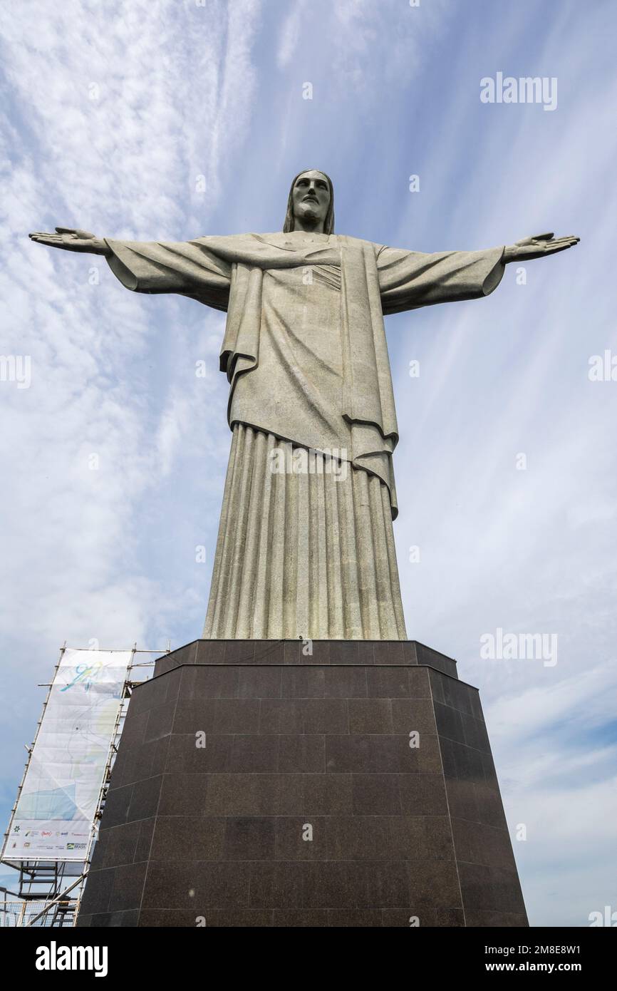 Beautiful view to Christ the Redeemer Statue in Corcovado Mountain ...