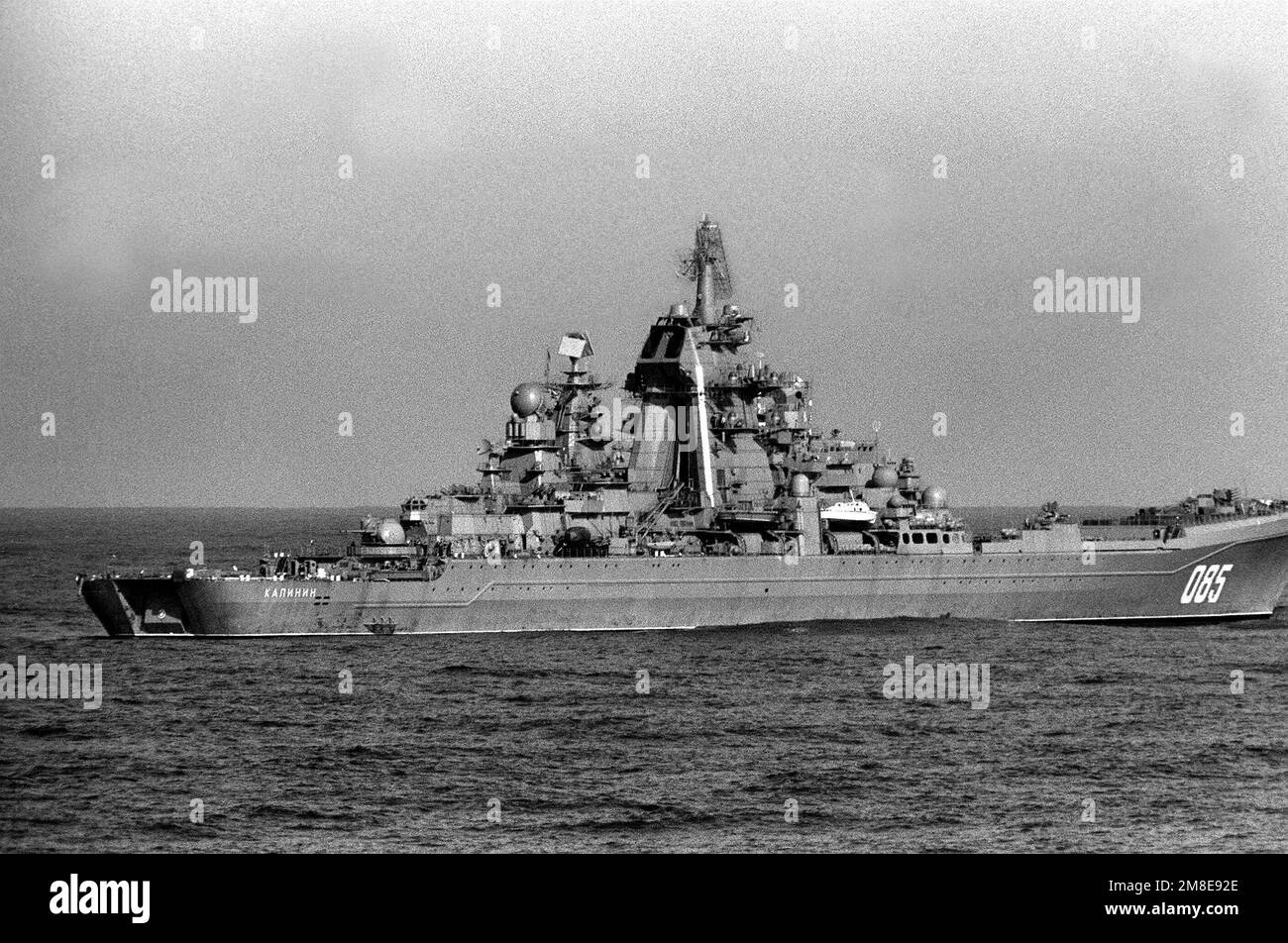 A starboard view of the Soviet Kirov class nuclear-powered guided ...