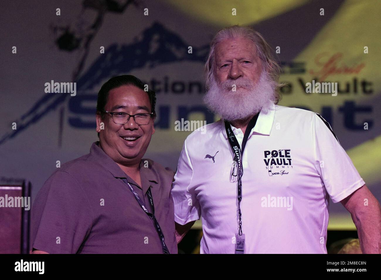 Brian Yokoyama (left) and Bill Wenhoz pose during the opening session ...