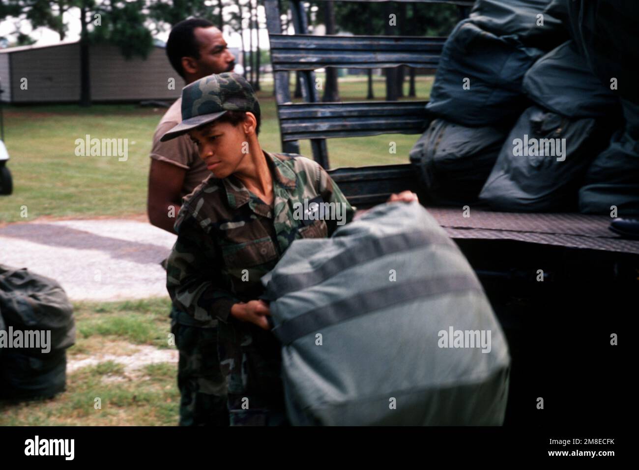 Operation desert shield chemical hi-res stock photography and images ...