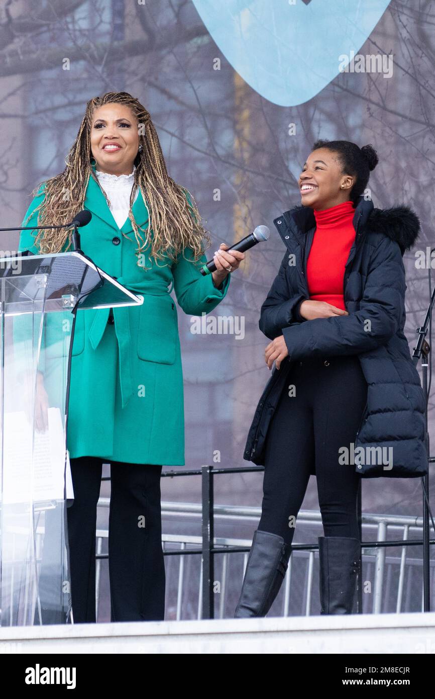 Yolanda renee hi-res stock photography and images - Alamy