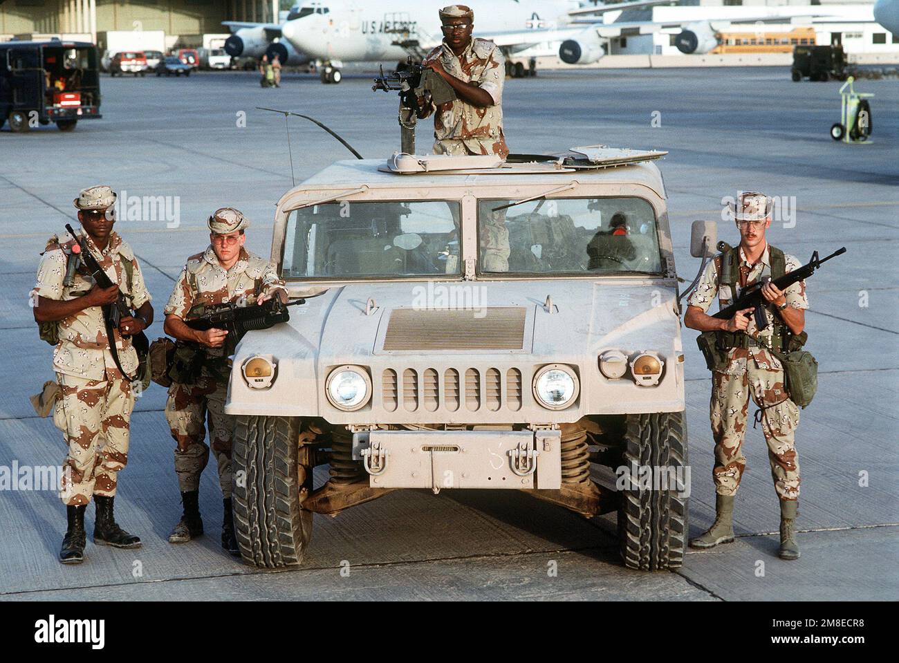 Members of a U.S. Central Command Air Forces (CENTAF) security police ...