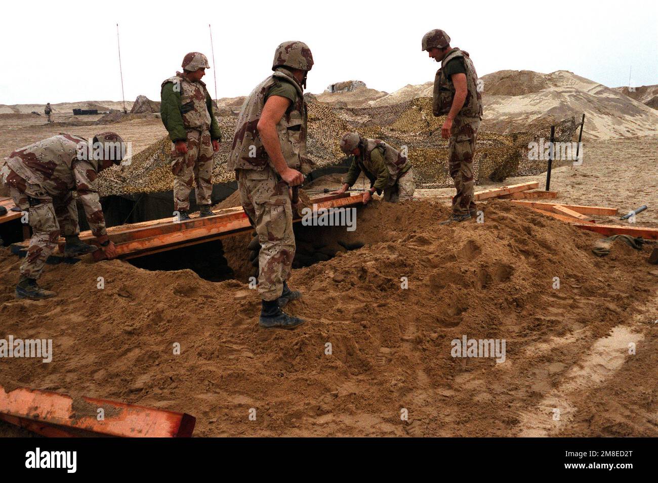 Members of the Communications Plt., Headquarters and Service Co., 3rd ...