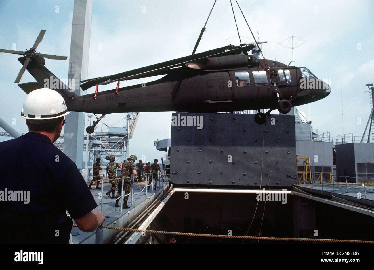 A 24th Infantry Division UH-60 Black Hawk (Blackhawk) helicopter is ...