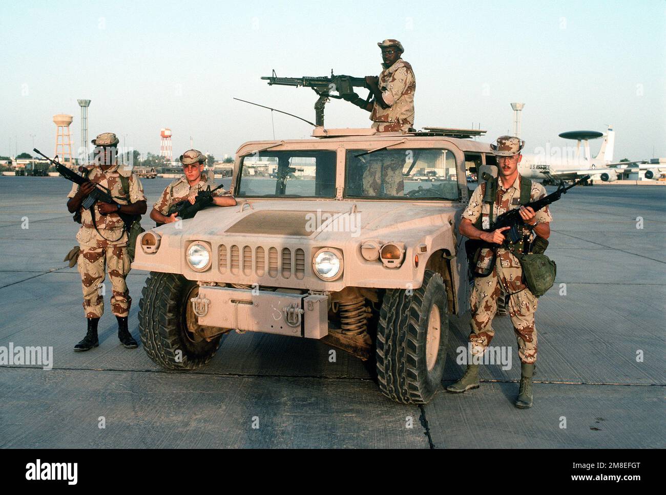 Members of a U.S. Central Command Air Forces (CENTAF) security police ...