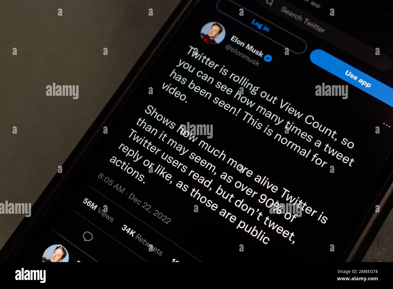 Twitter view count hi-res stock photography and images - Alamy