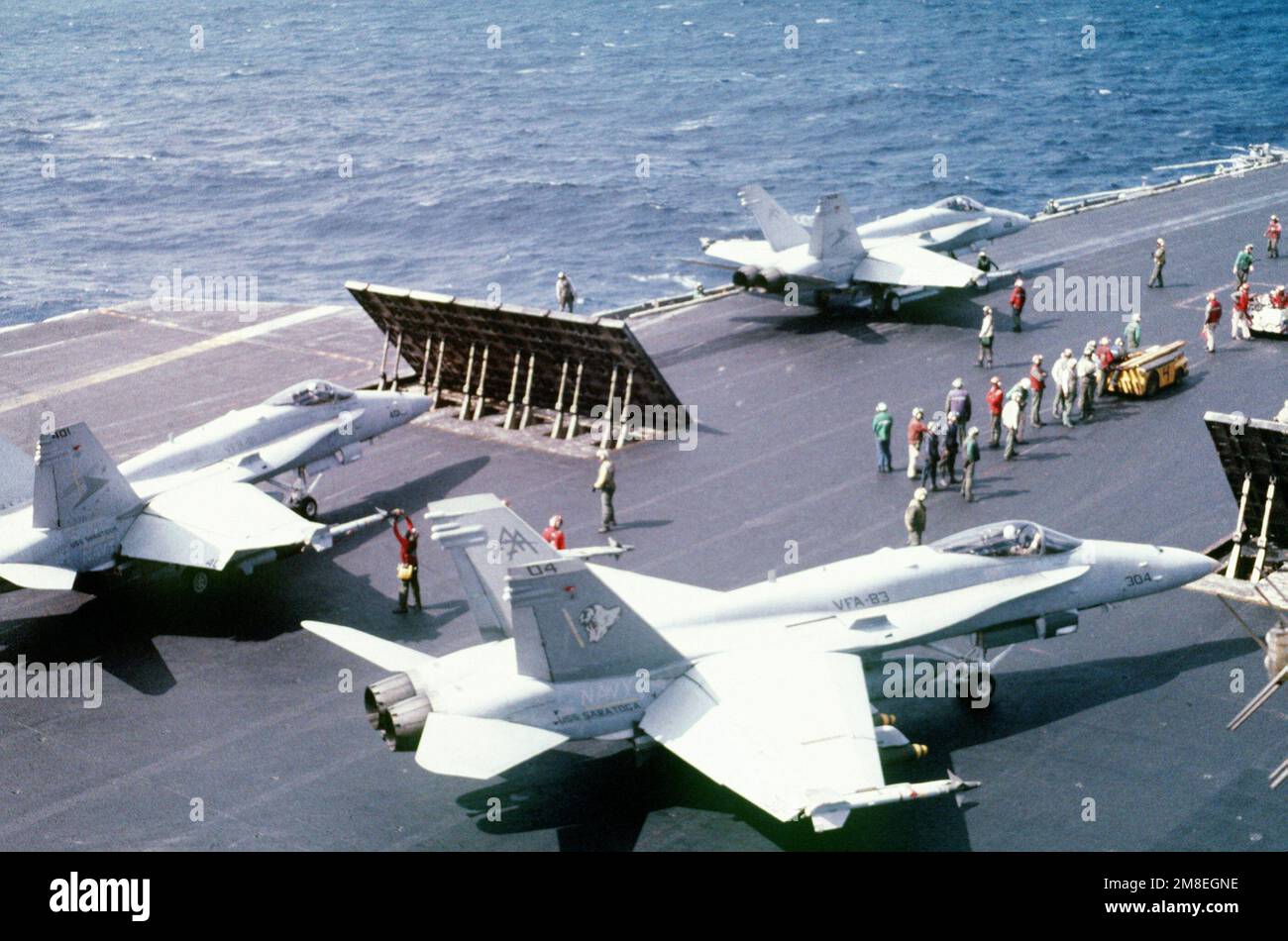 The catapult crew prepares to launch a Strike Fighter Squadron 81 (VFA ...