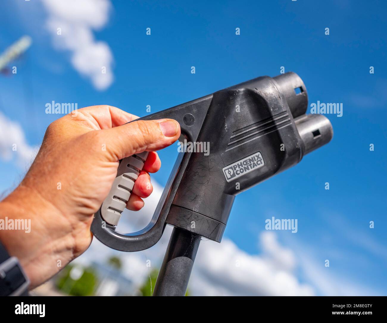 SAE Combo Electric charging plug at the NRMA charging point at Glen ...