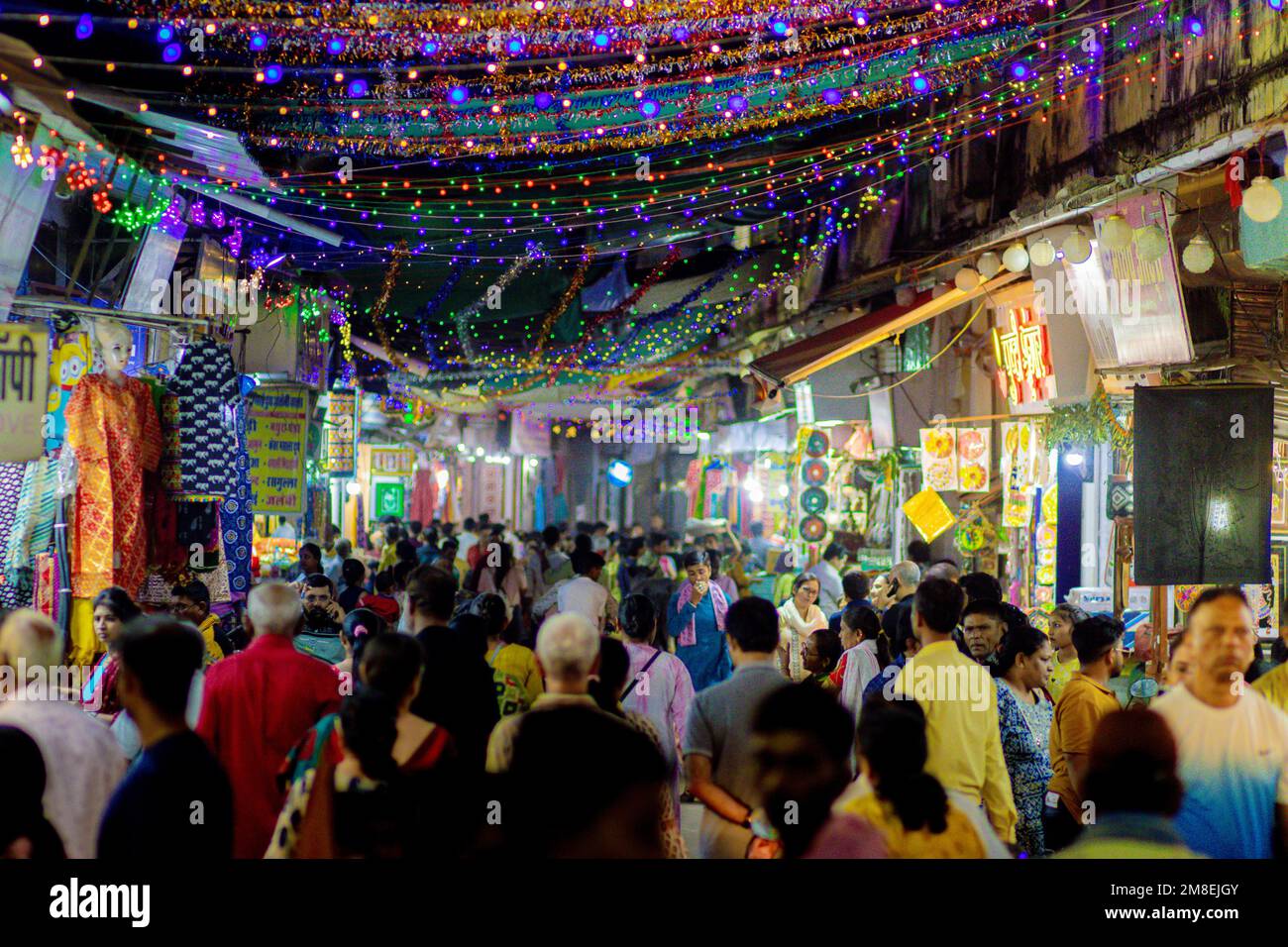 A picture of people during the Diwali festival in Nathdwara, Rajasthan ...