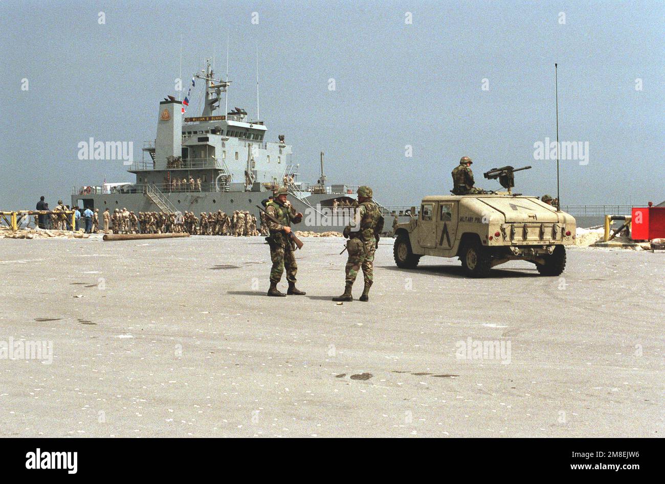 DN-SC-91-08086. Subject Operation/Series: DESERT STORM Base: Ash ...