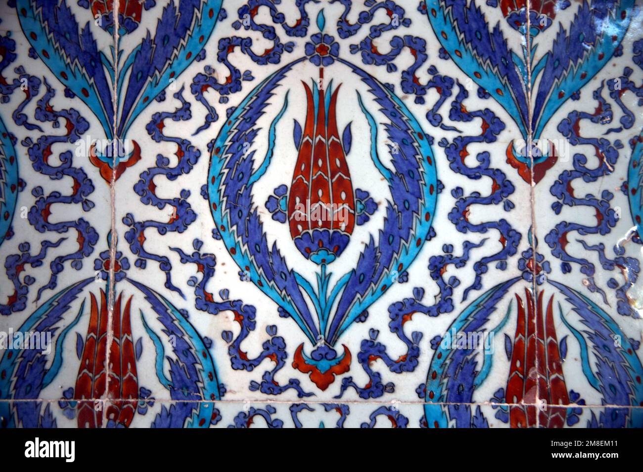 Rustem pasha mosque tulip tile hi-res stock photography and images - Alamy