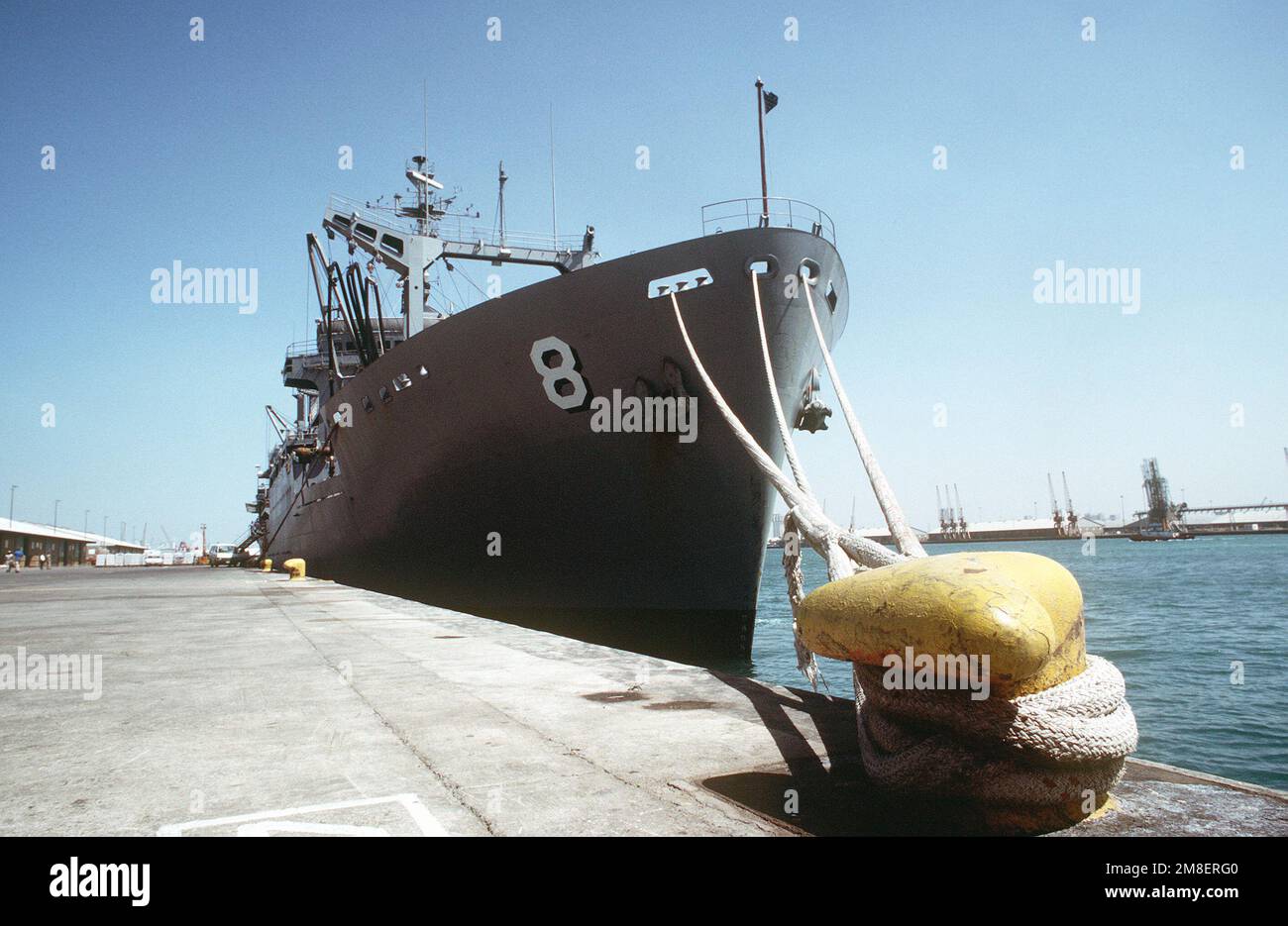 The Military Sealift Command combat stores ship USNS SIRIUS (T-AFS-8 ...
