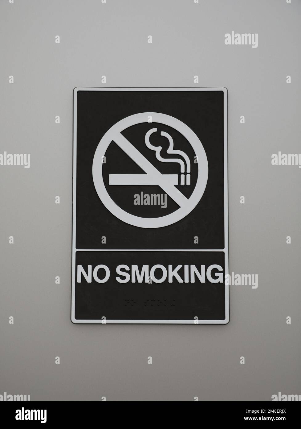 no smoking sign stop illness unhealthy danger Stock Photo - Alamy