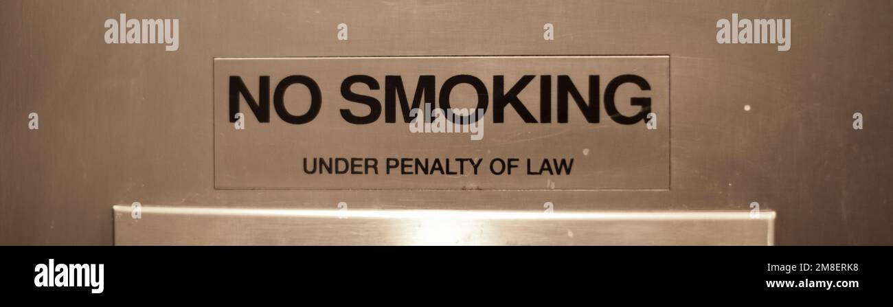 no smoking sign stop illness unhealthy danger Stock Photo - Alamy