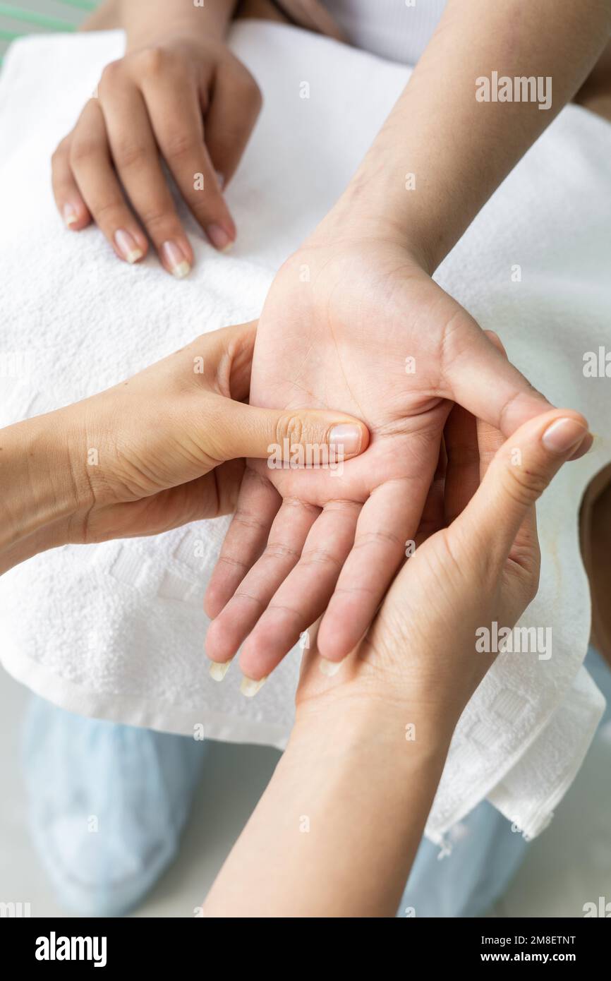 Joint body part hi-res stock photography and images - Alamy