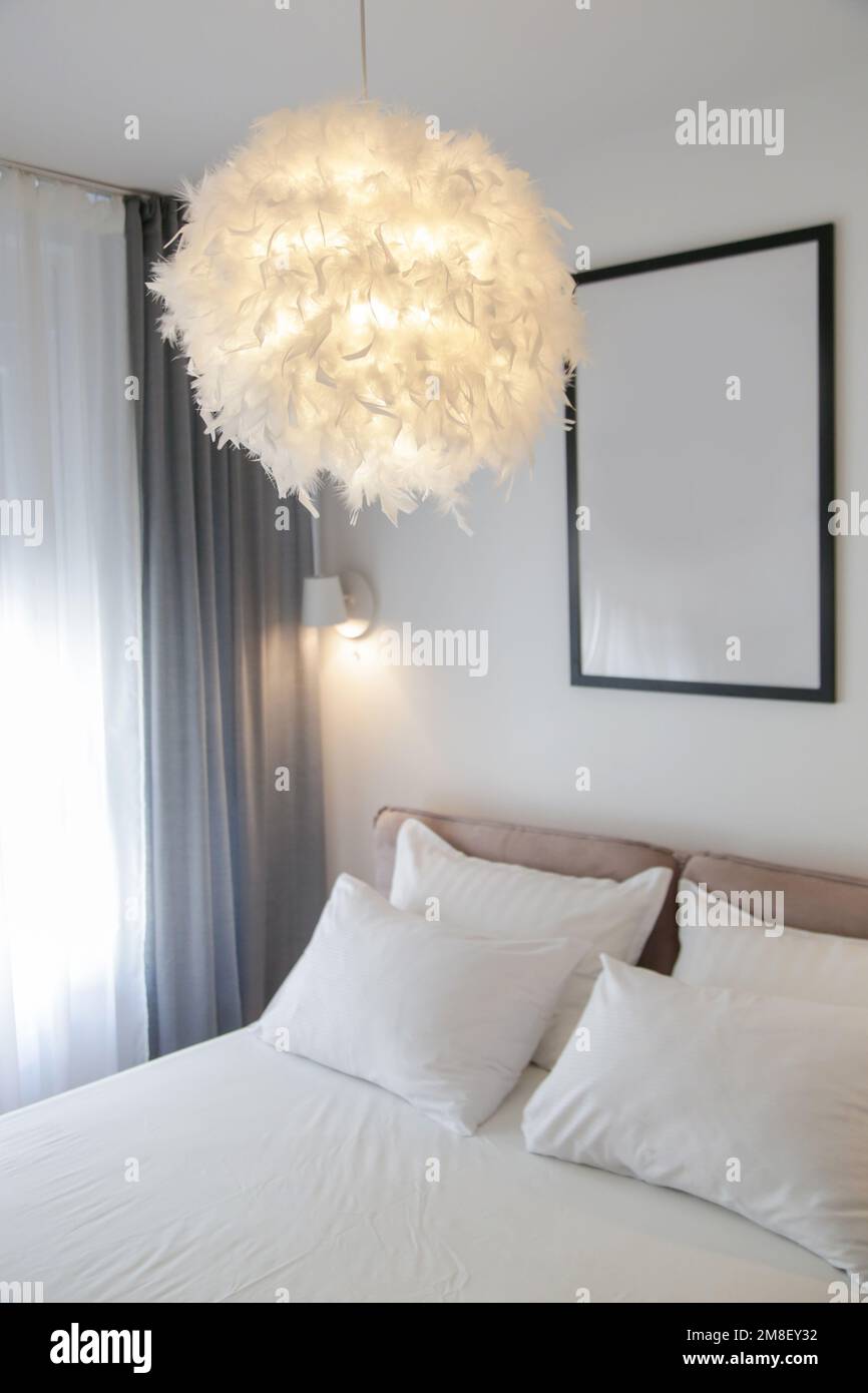 Beautiful simple bedroom hi-res stock photography and images - Alamy