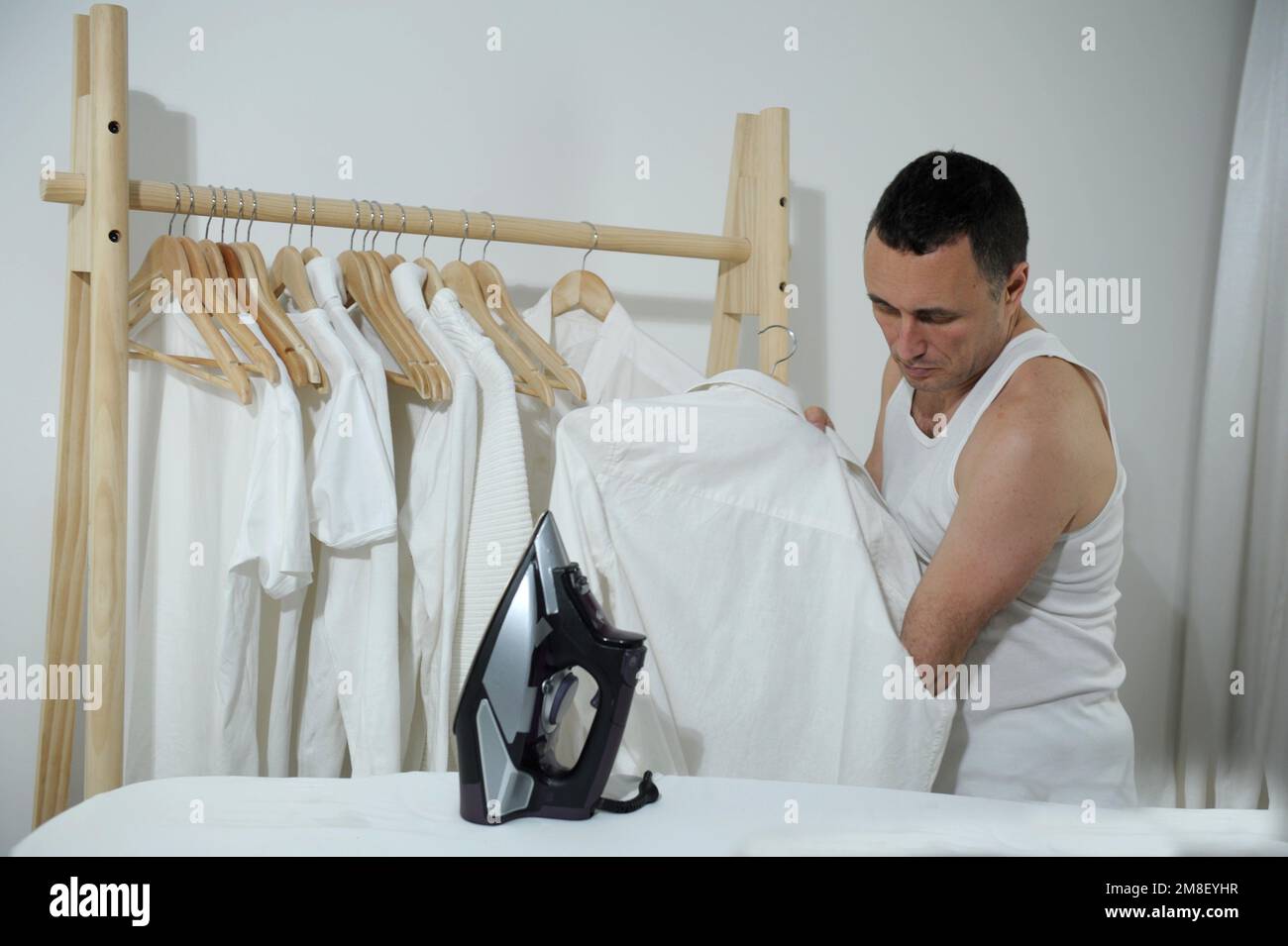 Hairy man arms hi-res stock photography and images - Alamy