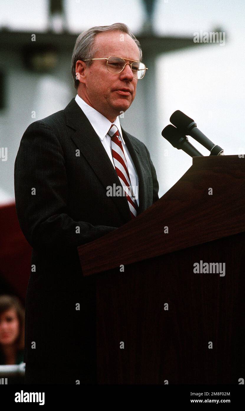 Secretary of the Navy H. Lawrence Garrett III speaks at a ceremony ...