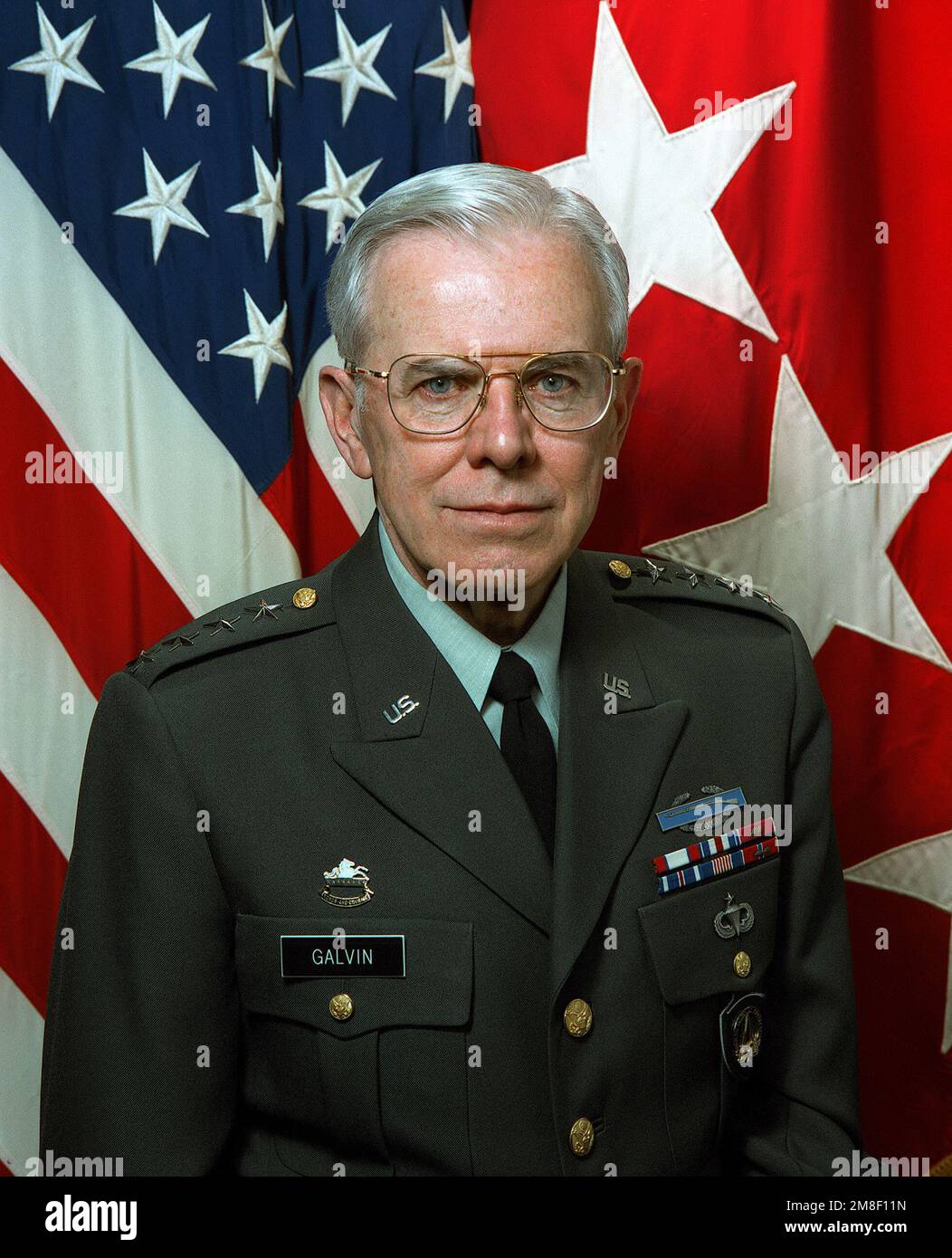 GEN John R. Galvin, USA (uncovered). Country: Unknown Stock Photo - Alamy
