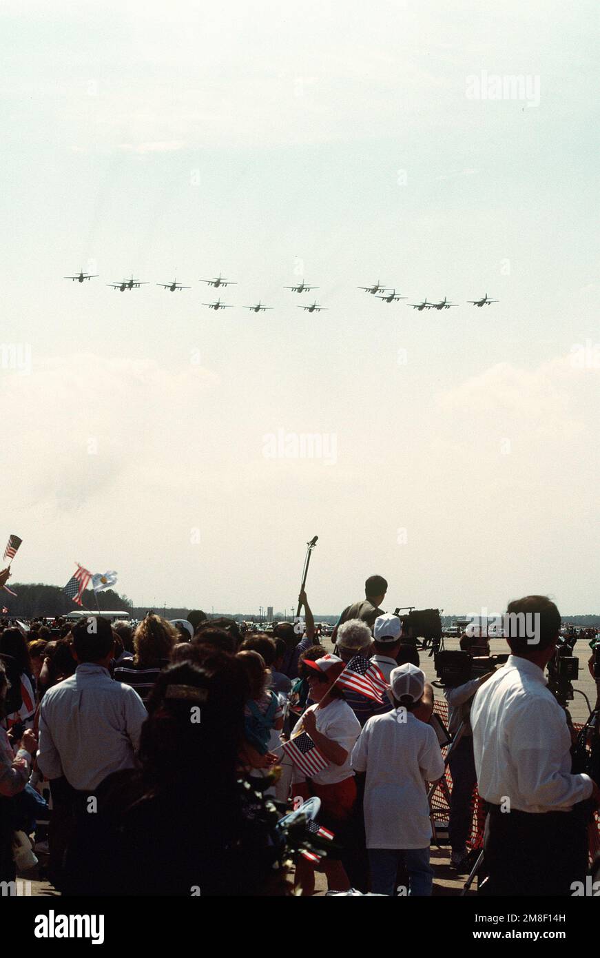 A 6E Intruder aircraft of Attack Squadron 75 (VA-75) fly in formation ...