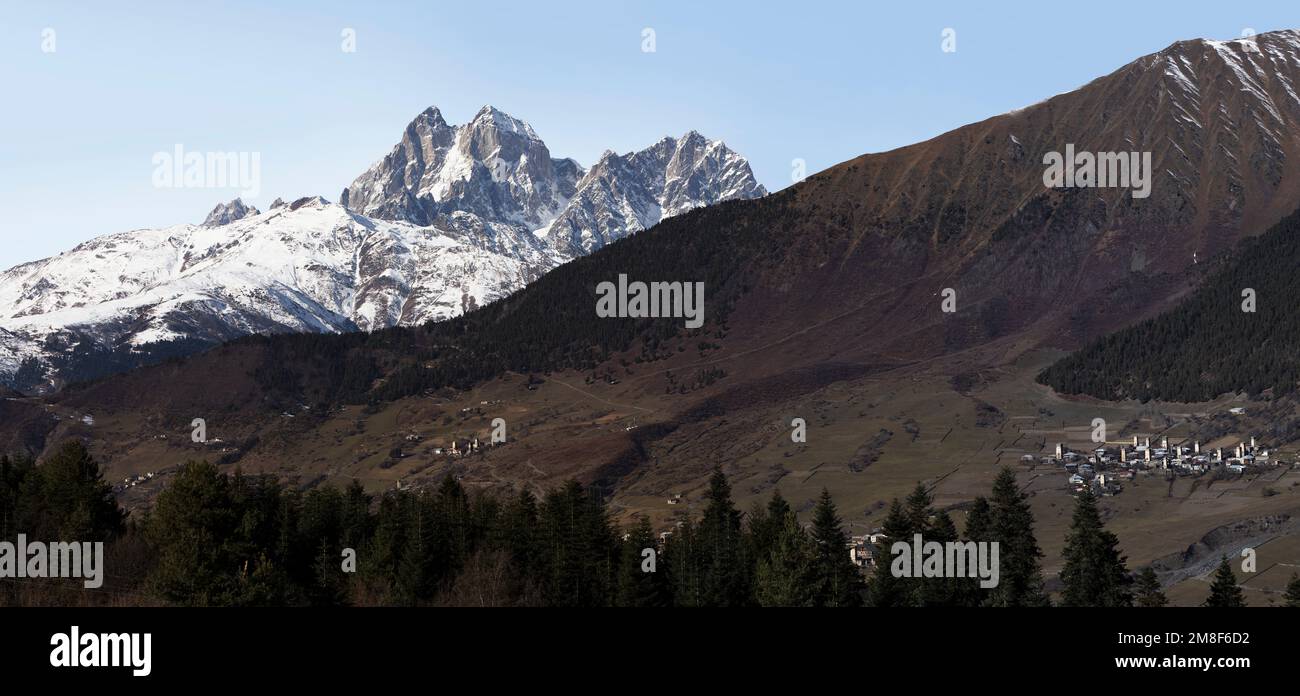 Panorama of the mountain range. The peaks are covered with snow ...