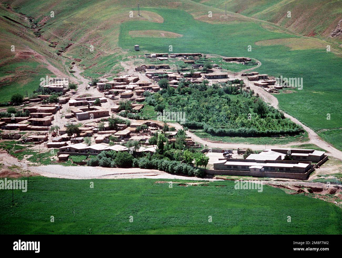 An Iraqi village spreads out over a valley. Country: Iraq(IRQ Stock ...