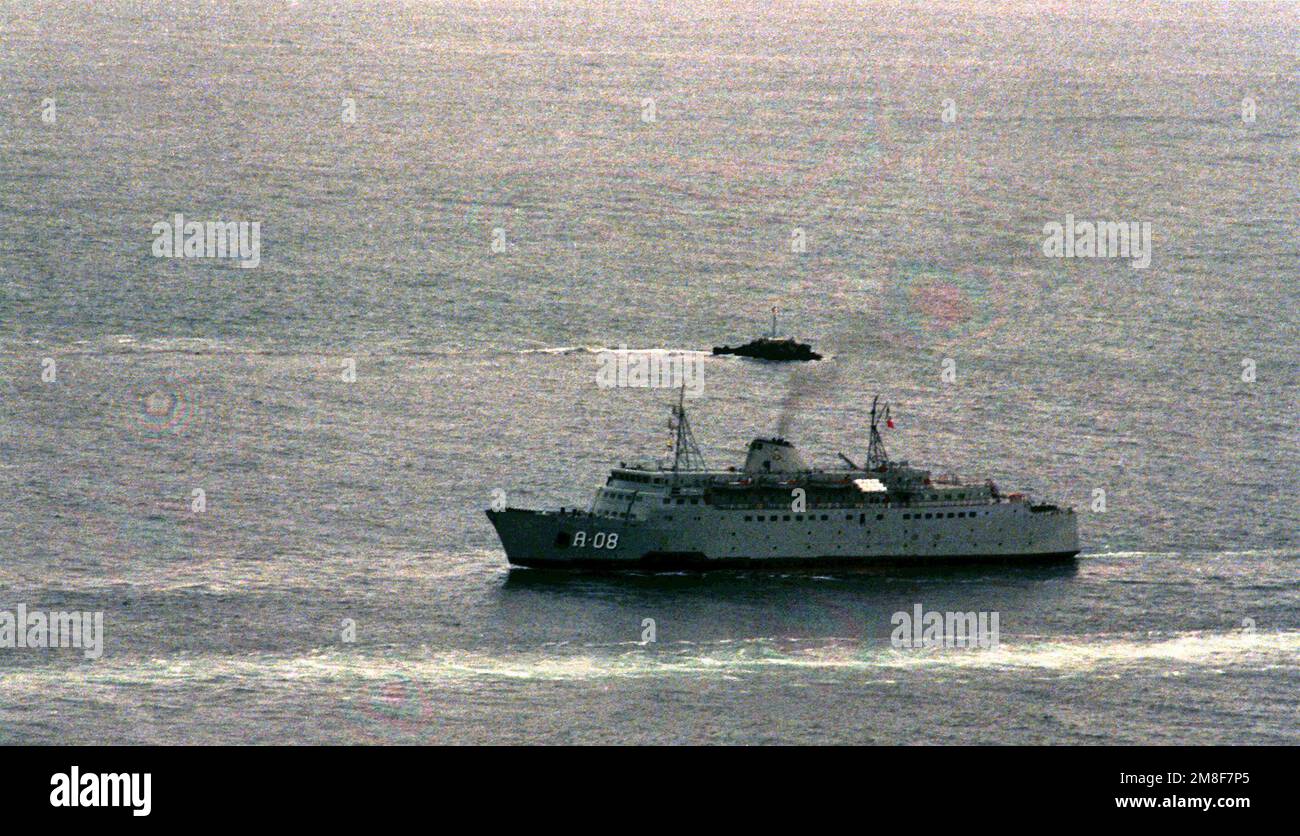 A port view of the Mexican transport ship IGUALA (A-08) underway ...