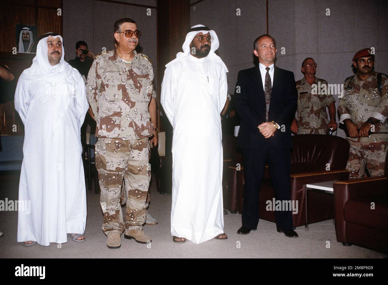 Edward W. Gnehm Jr., U.S. ambassador to Kuwait, military officers and ...