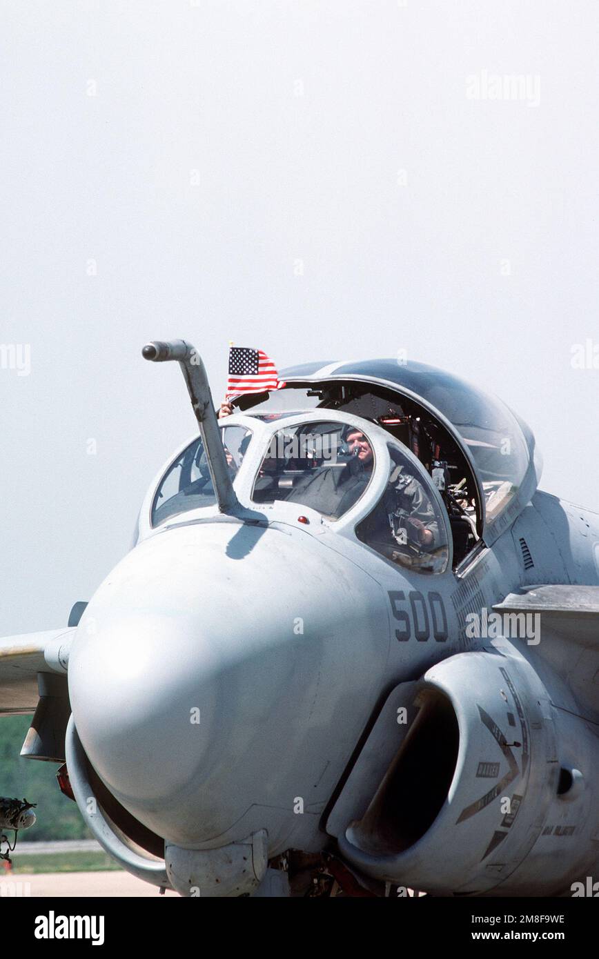 The Attack Squadron 85 (VA-85) A-6E Intruder aircraft of CMDR. Dave ...