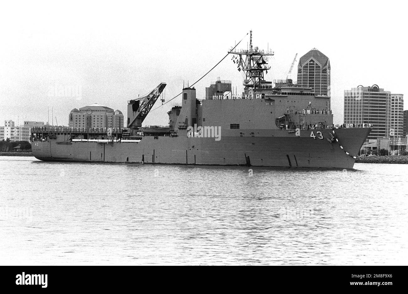 Lsd vessel Black and White Stock Photos & Images - Alamy