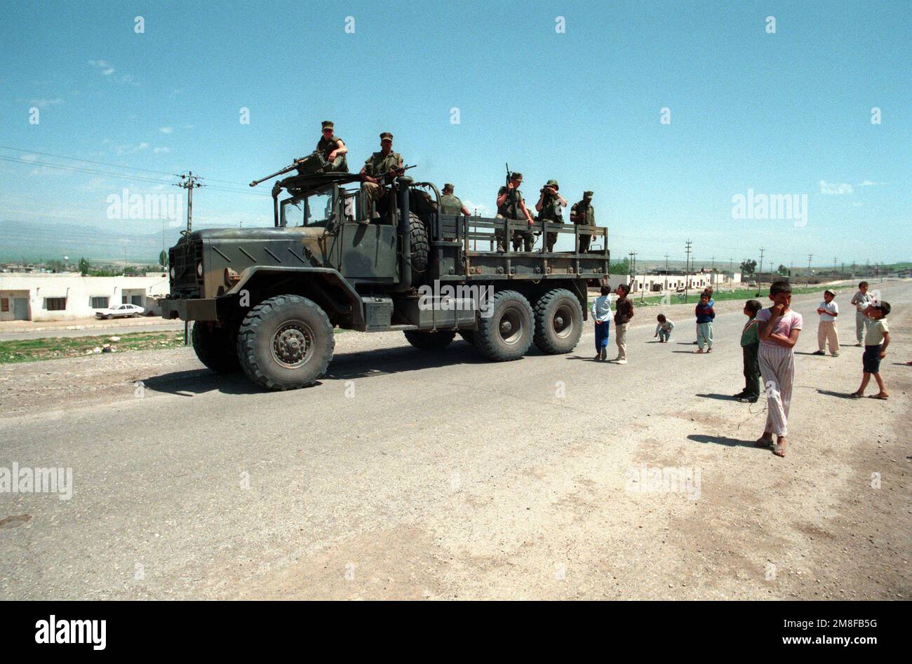 24 ton truck hi-res stock photography and images - Alamy
