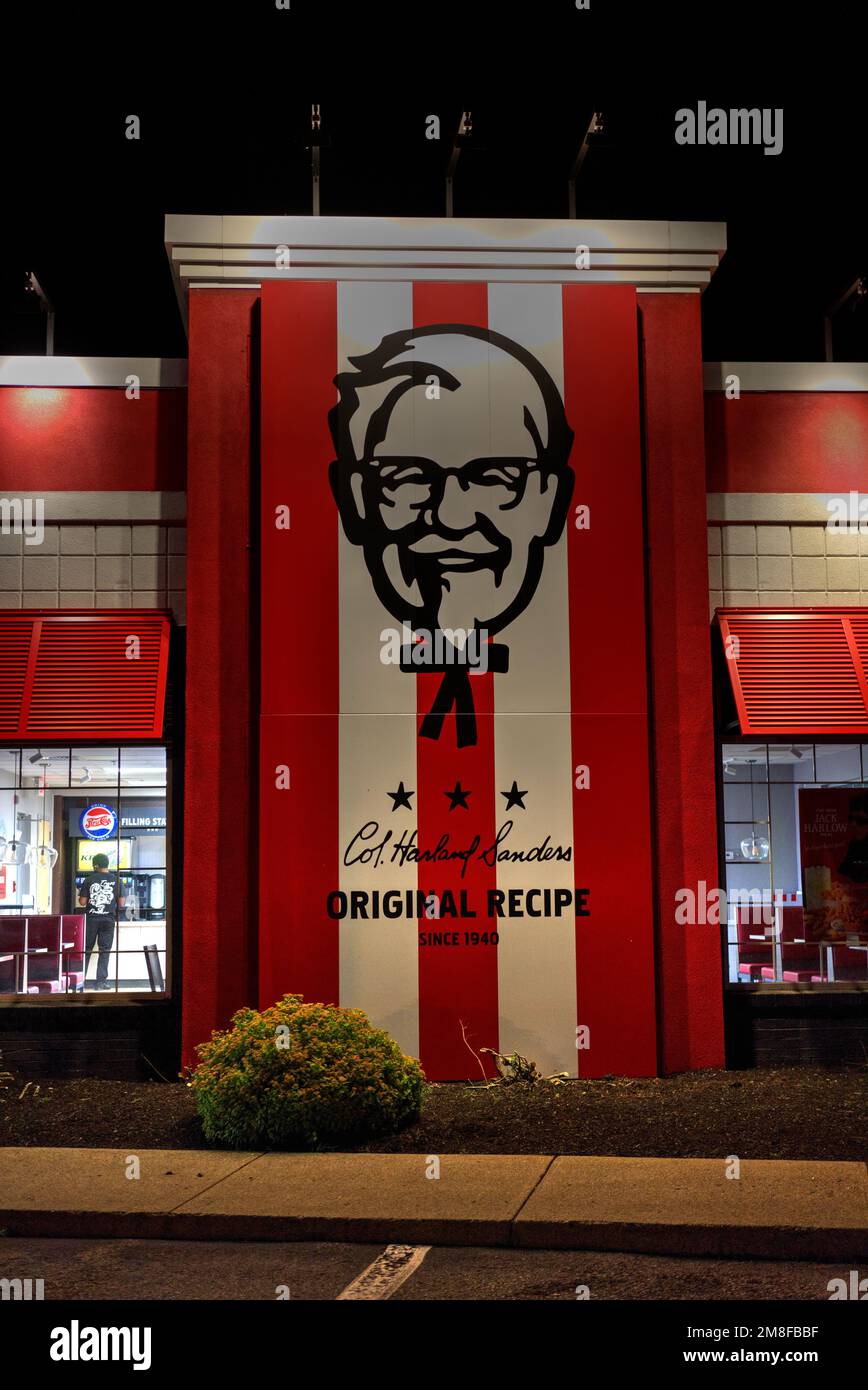 Kfc colonel logo hi-res stock photography and images - Alamy