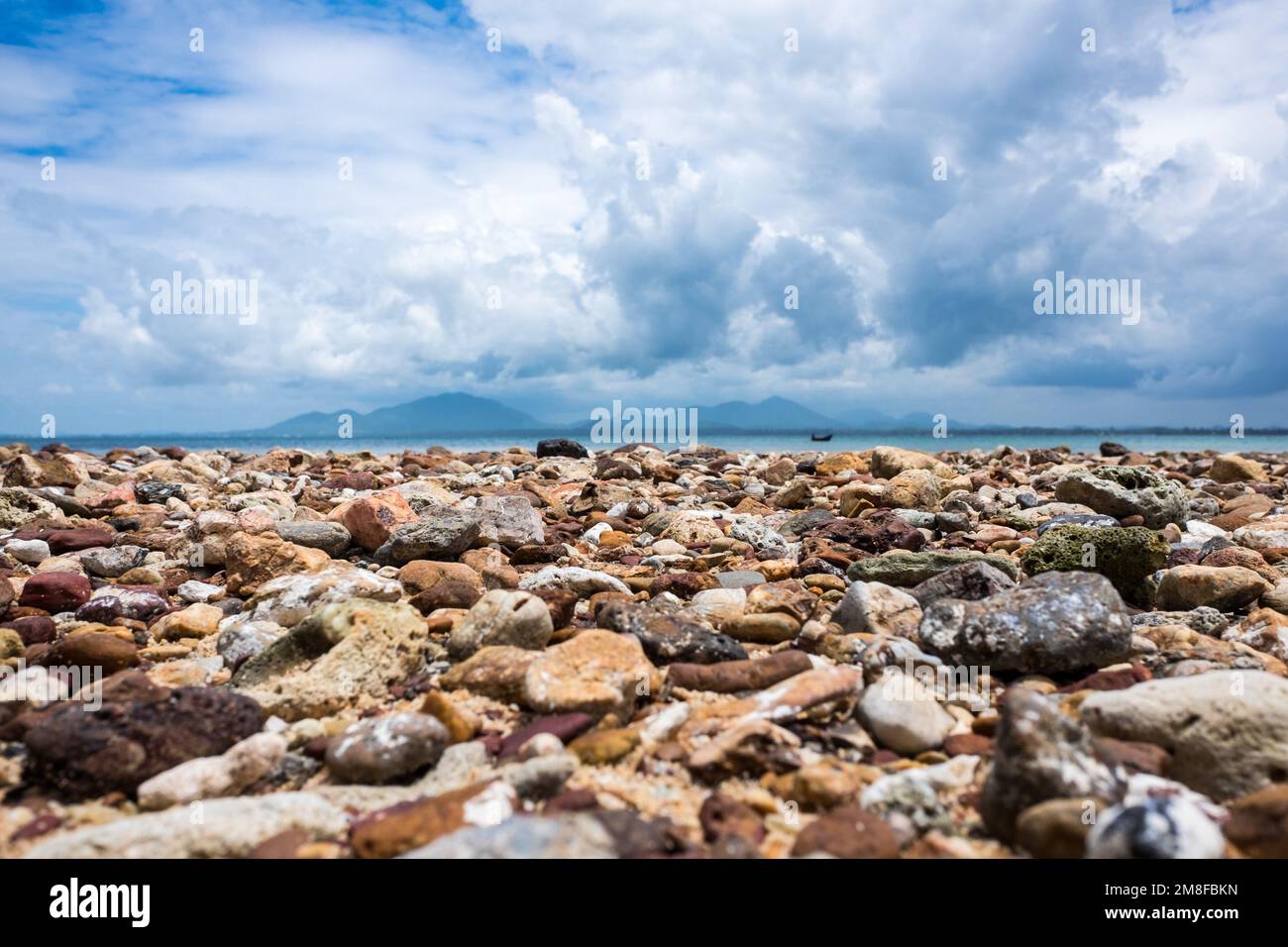 Close-up, pebbles, rocks, the beach Stock Photo - Alamy